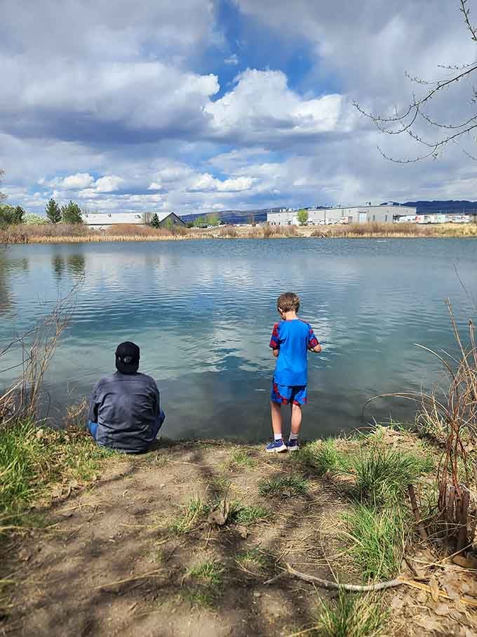 Taviwach Park provides fishing spots where contemplation costs nothing but patience and maybe some bait.