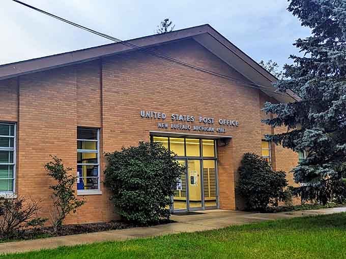 Even the post office looks like it belongs on a postcard, which is oddly appropriate when you think about it.