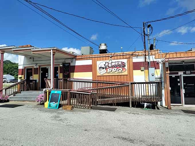 Porky's BBQ looks exactly like the kind of place where the food tastes better than it has any right to.