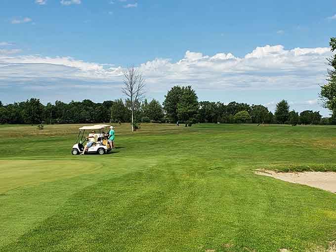 Hickory Knoll Golf Course offers that classic Michigan golfing experience where nature does most of the decorating.