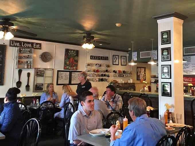 Full tables and happy faces tell you everything you need to know about what's coming from that kitchen.