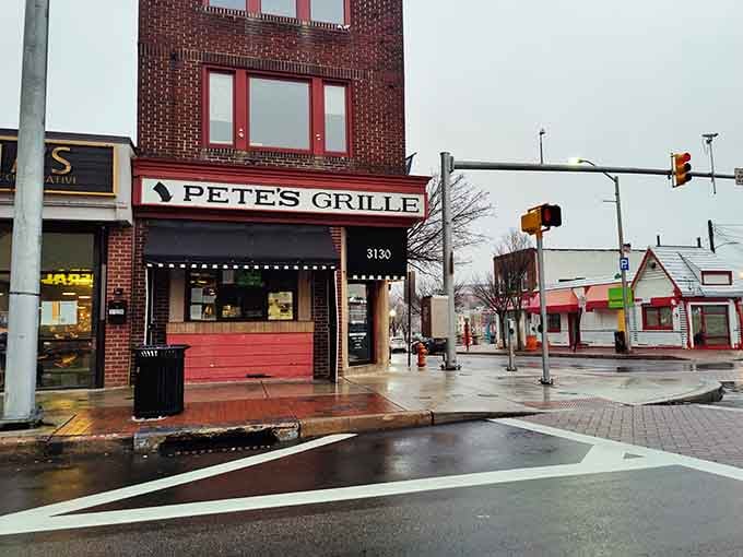The corner location on a rainy day looks like a scene from every great diner movie.