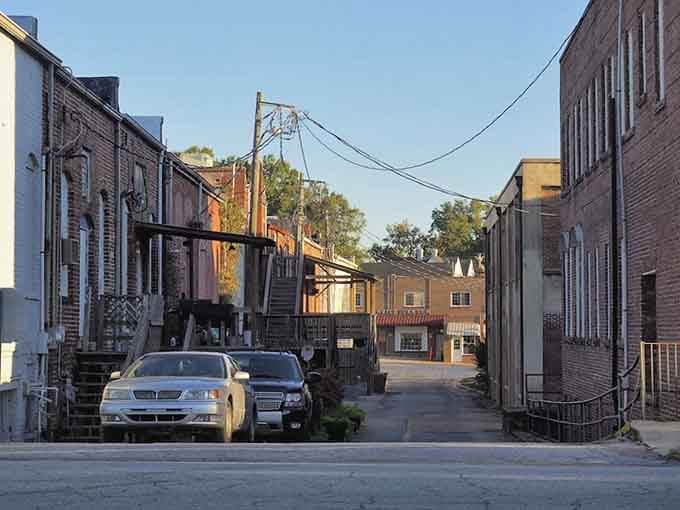 Golden hour light hits these buildings like a cinematographer's dream, making everyday architecture look absolutely magazine-worthy and stunning.