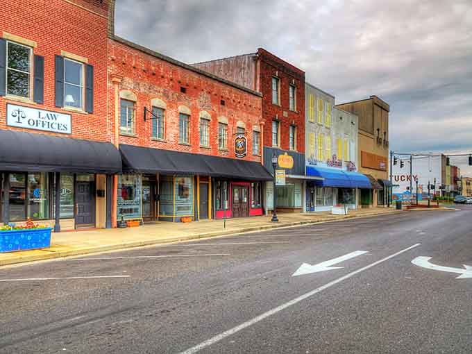 Murray&rsquo;s storefronts radiate small-town pride, with every detail adding to their timeless charm.