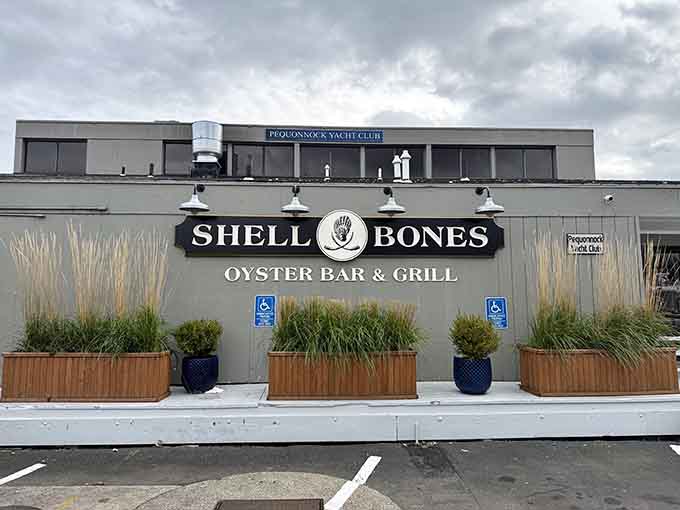 Clean contemporary lines and strategic landscaping create an upscale oyster experience right on the harbor's edge perfectly.