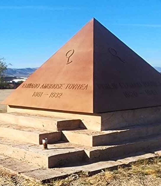 actual pyramids hiding arizona ftr