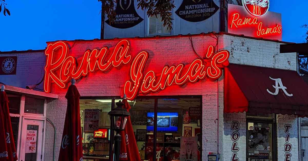 The Legendary Crawfish At This Alabama Diner Is Worth The Drive Alone