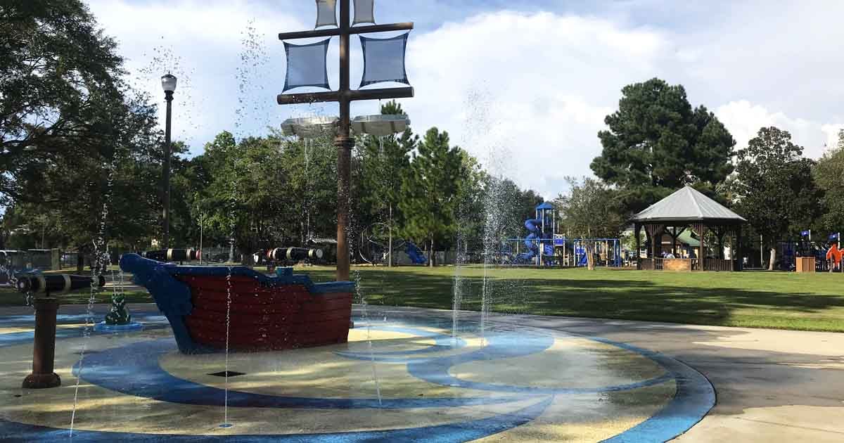 You've Never Seen An Alabama Park Quite Like This One With Its Dinosaur ...