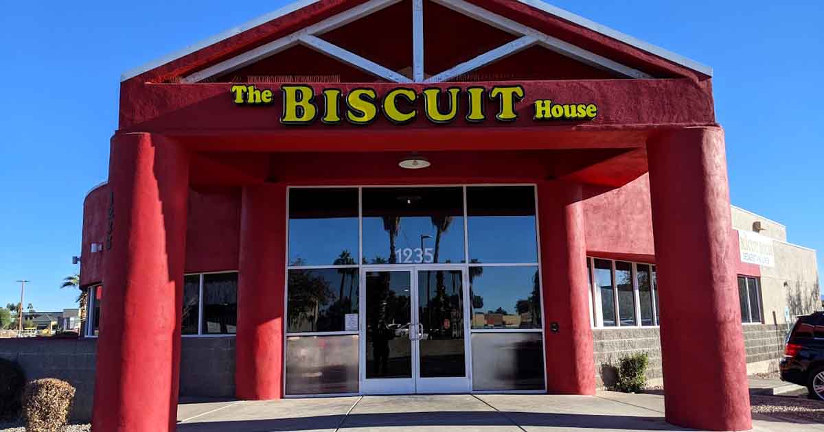 You Haven't Lived Until You've Tried The Biscuits And Gravy At This ...