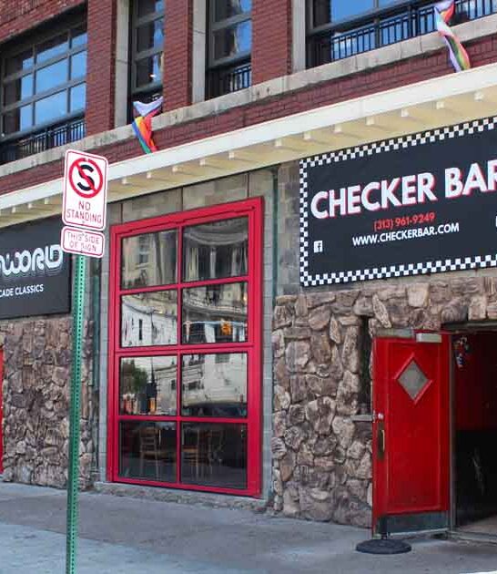 awesome bar arcade michigan ftr