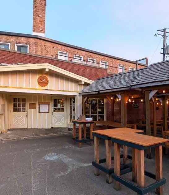 best norwegian restaurant illinois ftr