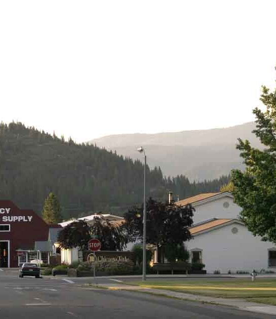 california towns idyllic peaceful ftr