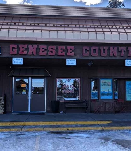 This Charming Colorado Mountaintop Store Has Fudge Worth Driving Hours For