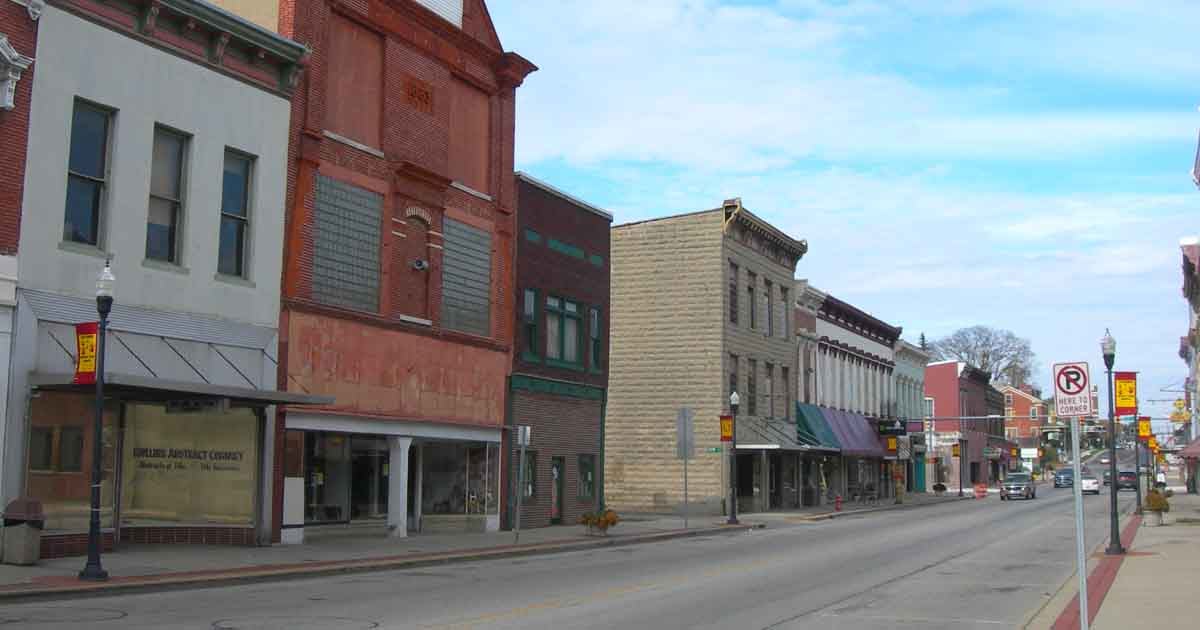 This Charming Indiana Town Is So Friendly, You'll Never Want To Leave