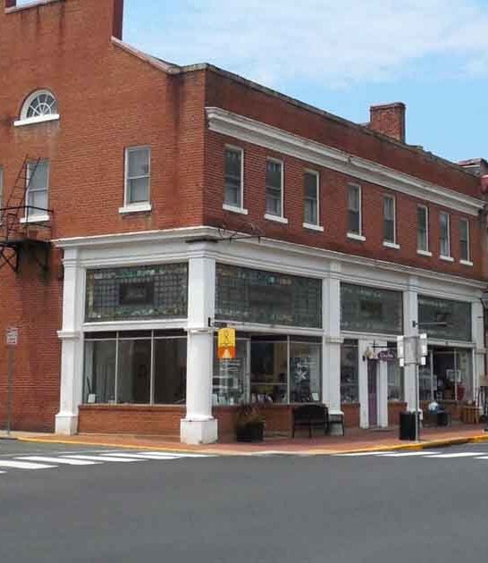 charming town virginia small ftr