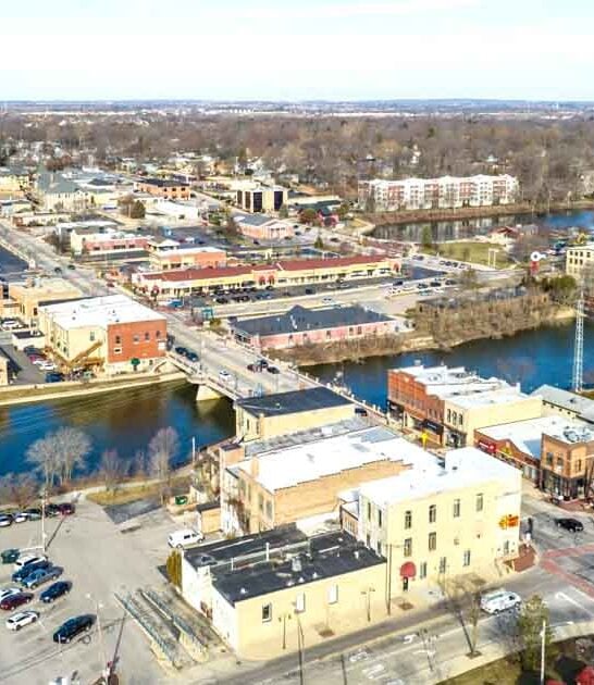 charming towns illinois love ftr