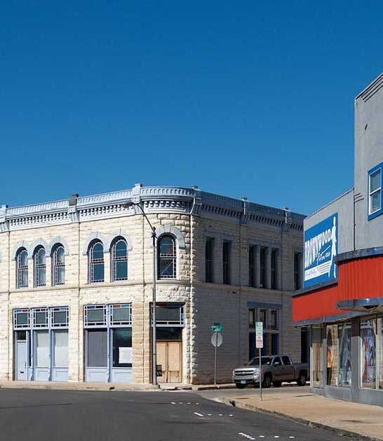 cheaply live texas towns ftr