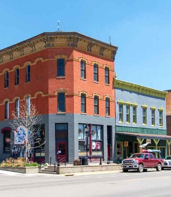 colorado charming mountain town ftr