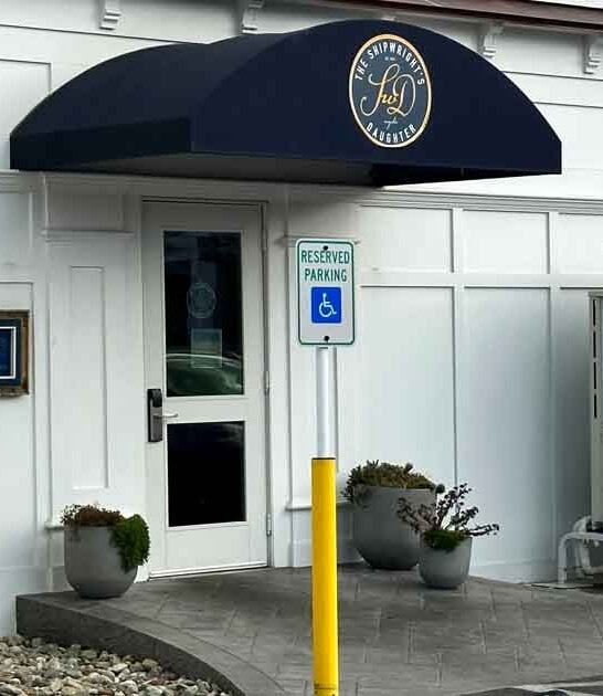 connecticut famous line restaurant ftr