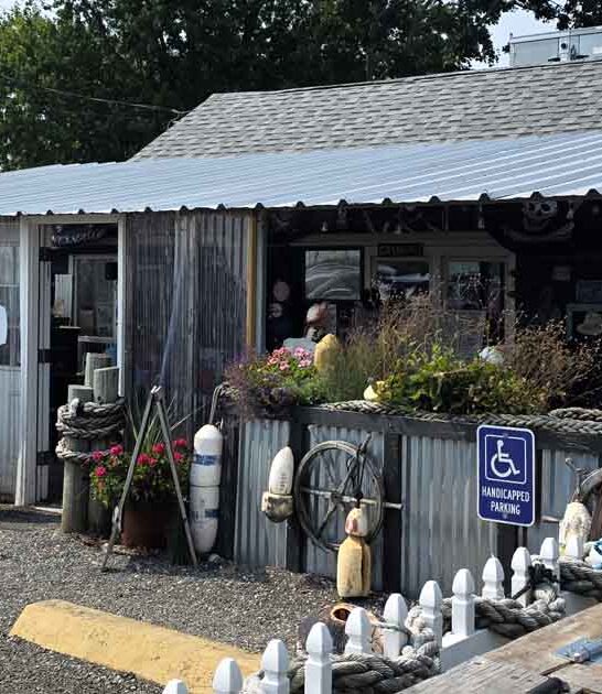 connecticut iconic seafood spots ftr