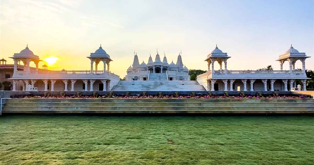 There's A Dazzling Palace Hiding In Georgia That Deserves Way More ...