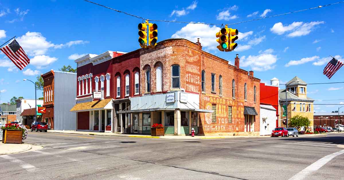 Everyone Knows Your Name In These 13 Delightful Small Towns Across Ohio