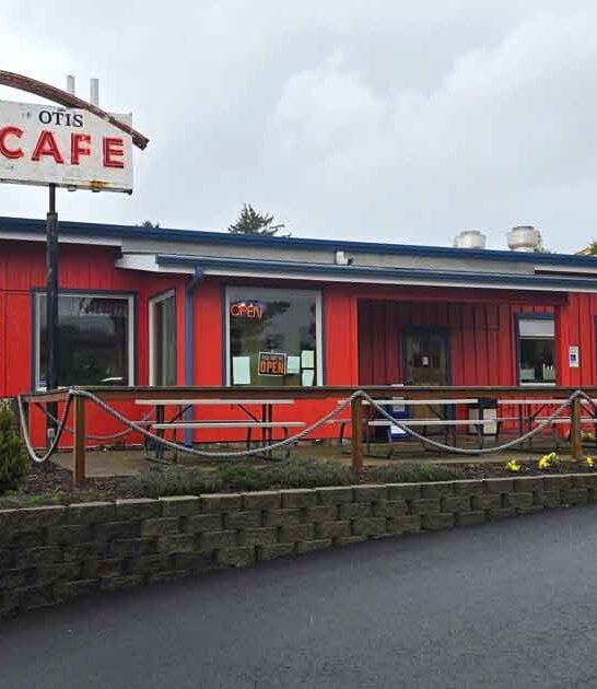 diners mom pop oregon ftr