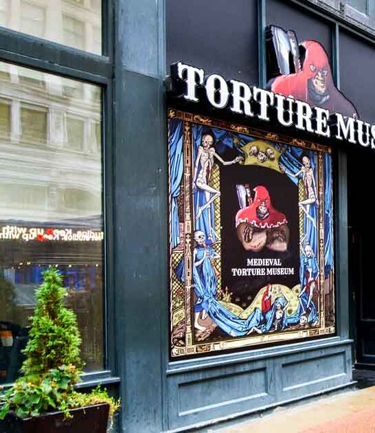 disturbing illinois museum medieval ftr