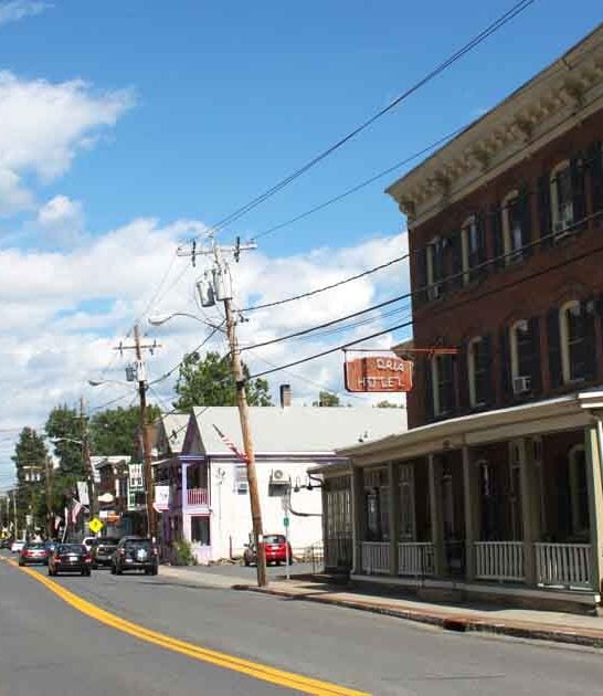 eccentric town new york ftr