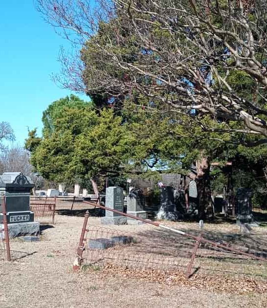 eerie texas cemeteries shivers ftr
