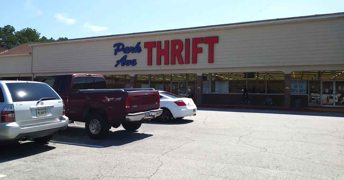 You Could Spend All Day In This Gigantic Georgia Thrift Store And Never ...
