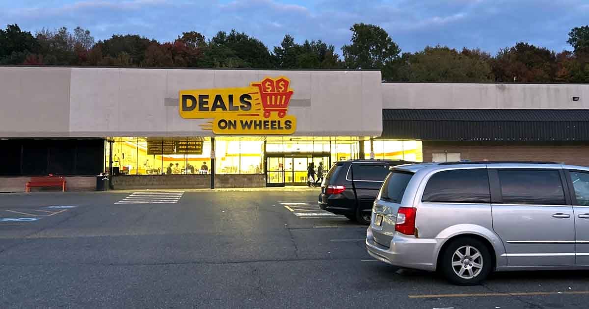 This Enormous Connecticut Discount Store Will Blow Your Budget-Loving Mind