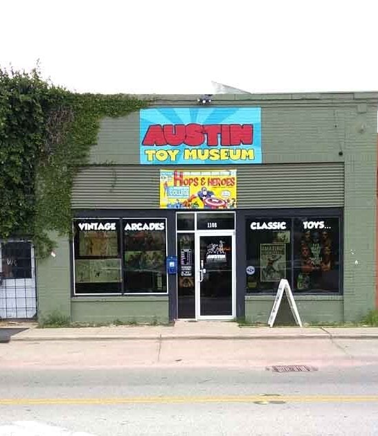 extraordinary toy museum texas ftr