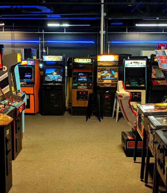 family throwback arcade alabama ftr