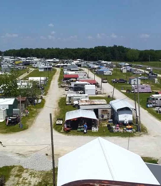 flea market shopping missouri ftr