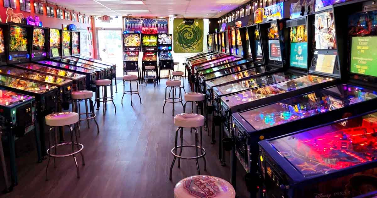 You'll Absolutely Love This Retro Georgia Arcade Packed With Over 150 ...