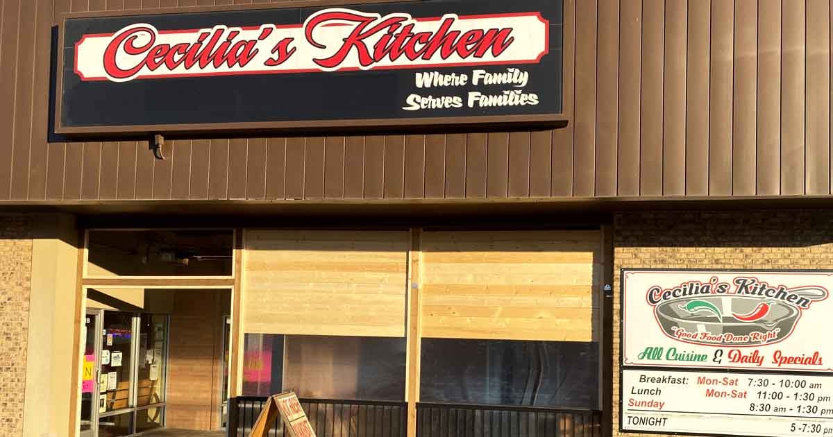 You'd Never Guess This Tiny Colorado Restaurant Serves The Best Fried ...