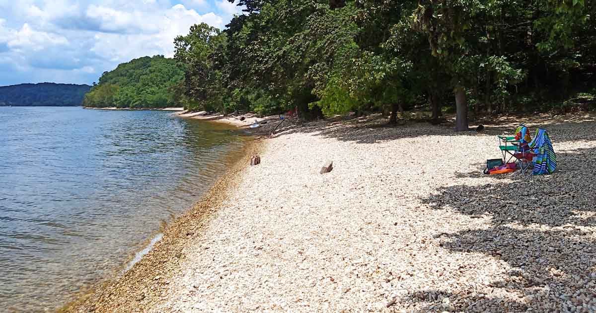 Pack Your Bags For This Heavenly Beach Hiding In Kentucky