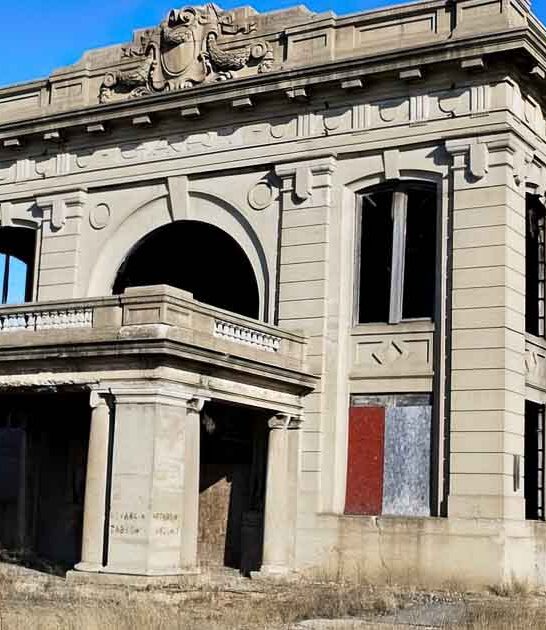 hidden crumbling train indiana ftr