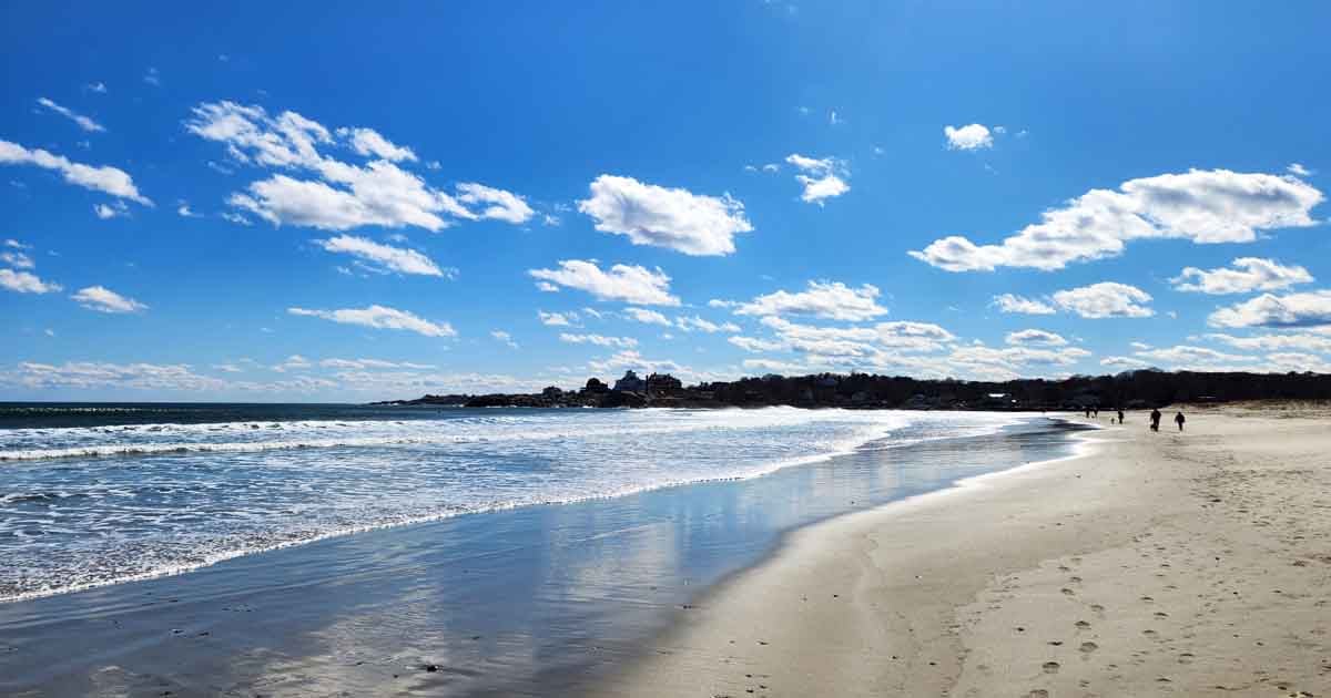 This Hidden Massachusetts Beach Is The Escape You Desperately Need