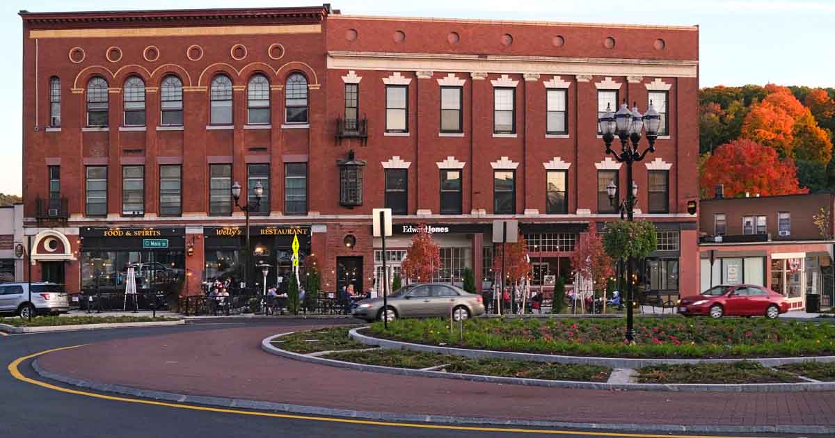 These 8 Tiny Massachusetts Food Towns Are Still Hidden Gems, But Not ...