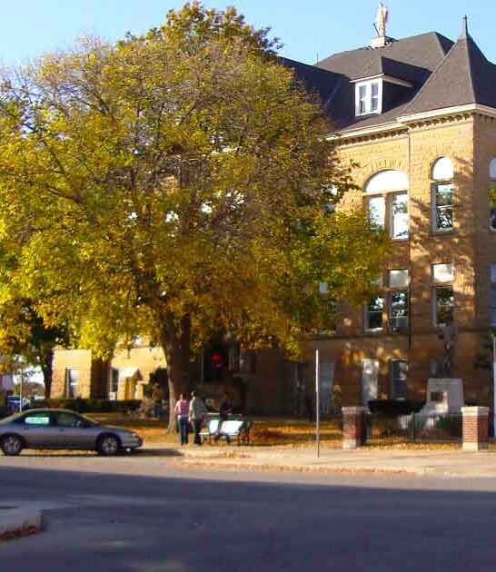 hidden town missouri getaway ftr