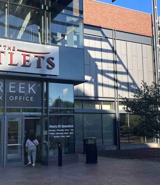 iconic pennsylvania outlet mall ftr