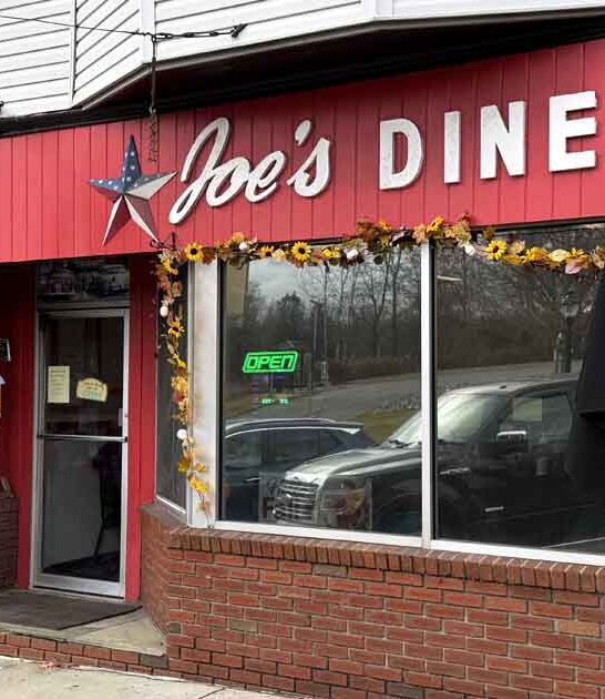 iconic tiny massachusetts diner ftr