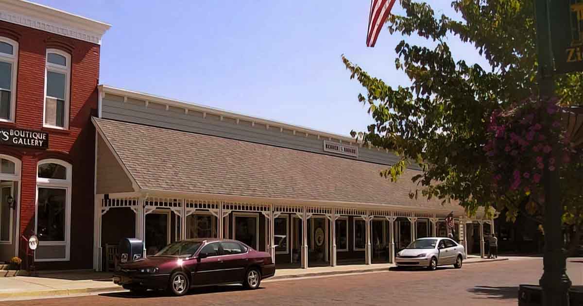10 Charming Small Towns In Indiana You'll Absolutely Fall In Love With