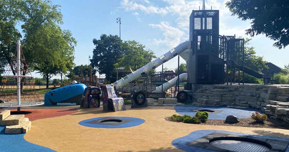 Illinois Is Home To A Massive Playground That's Pure Magic