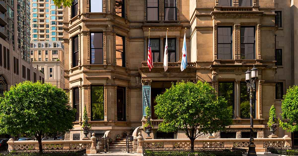 This Jaw-Dropping Illinois Museum Is Like Stepping Into The Louvre