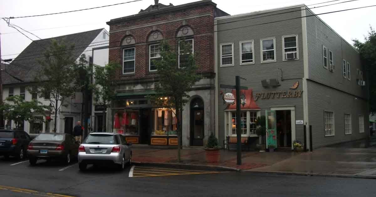 10 Impossibly Charming Small Towns Hiding In Connecticut