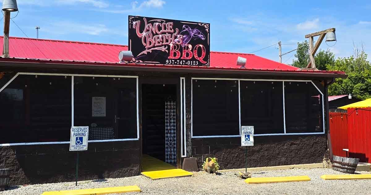 Most People Don't Know About This Incredible BBQ Rib Joint In Ohio
