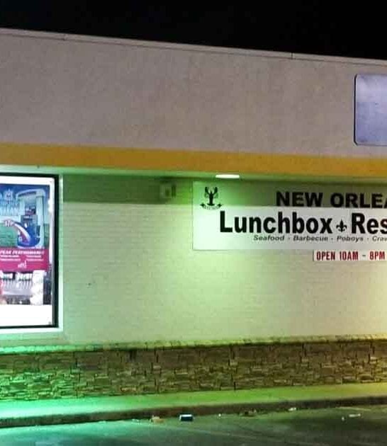 You Won&rsquo;t Believe The Incredible Cajun Food Hiding Inside This Small Alabama Gas Station